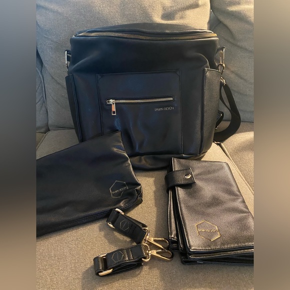 Fawn Design | Accessories | Fawn Design Diaper Bag | Poshmark